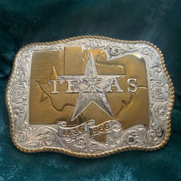 Crumrine | Accessories | Crumrine Vintage Texas Belt Buckle Heavy ...